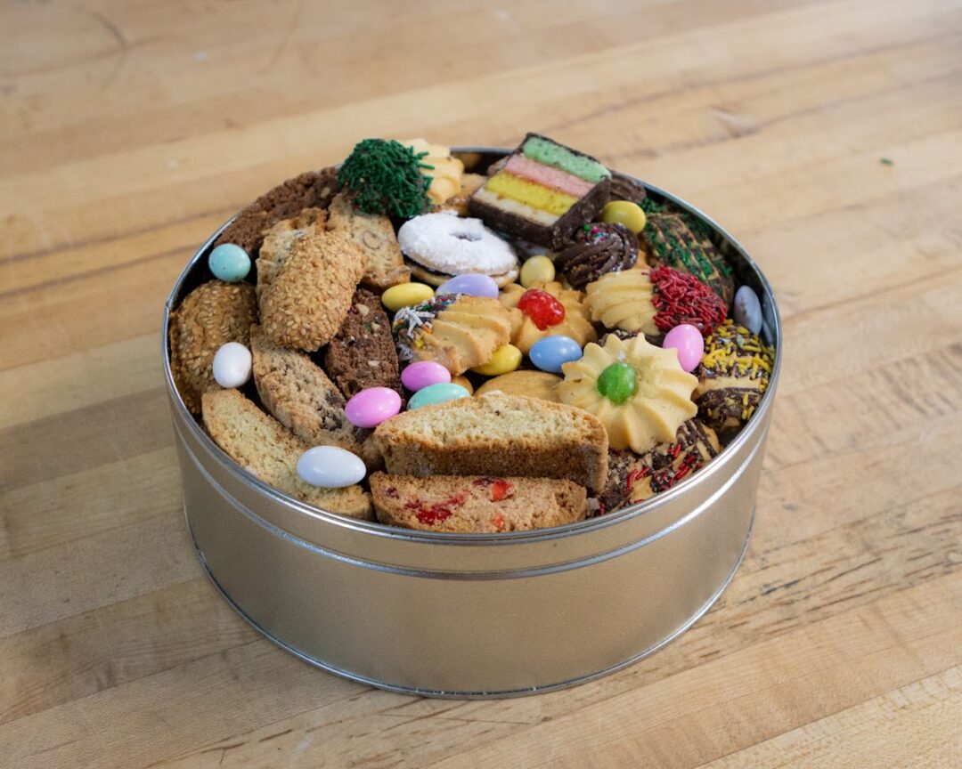 LaRosa's World Famous Italian Bakery | Italian Pastries, Cannoli ...